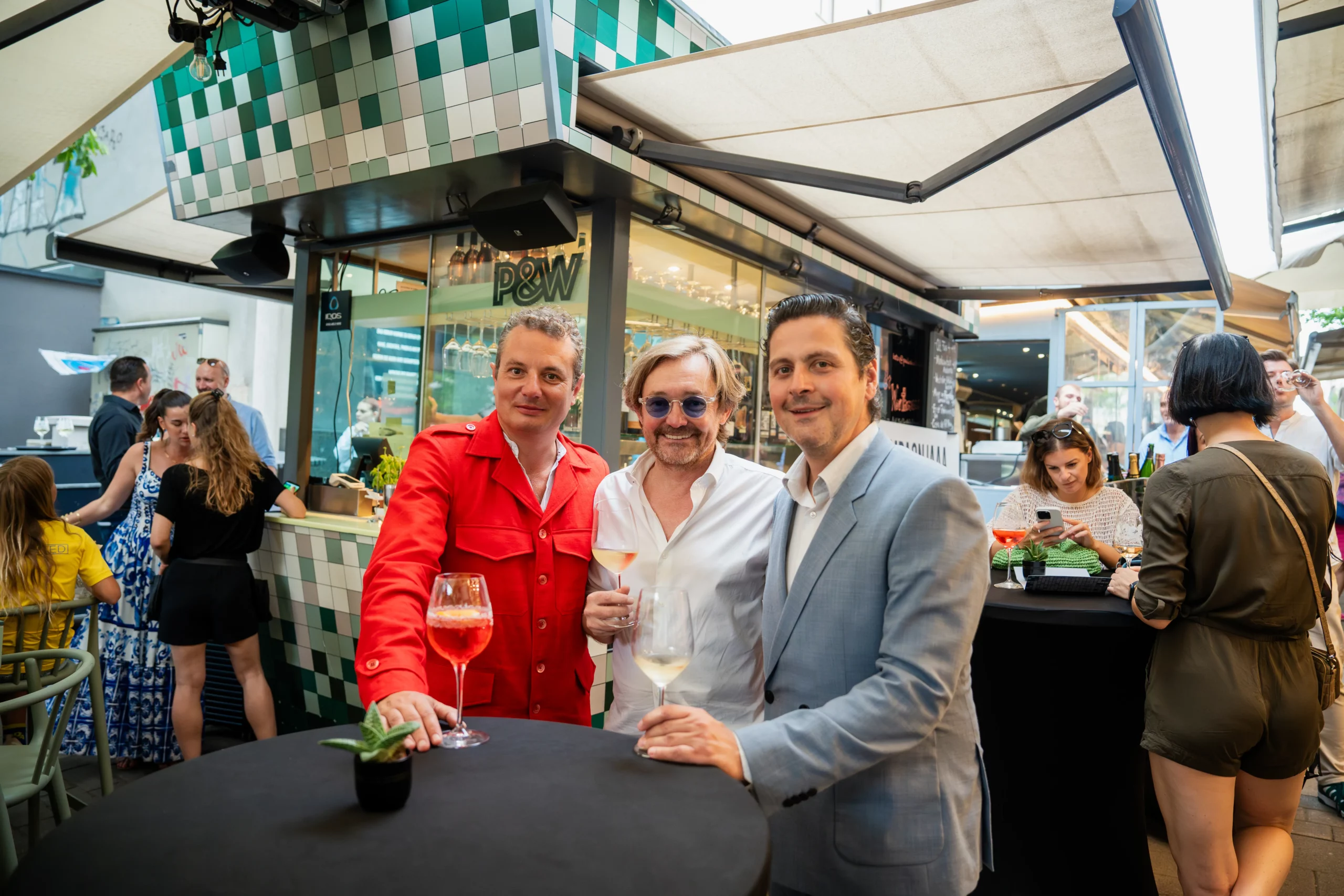 Neues Lokal am Kutschkermarkt: PAUL & WORTHMANN ist offen
